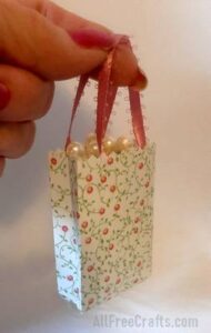DIY Tiny Paper Gift Bags: Step-by-Step Guide and Video - All Free Crafts